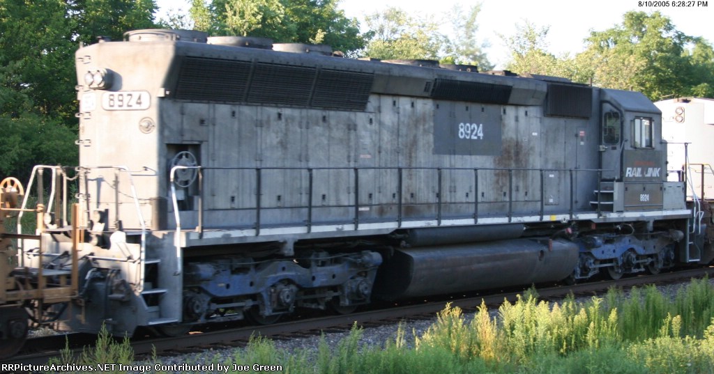 MRL 8924